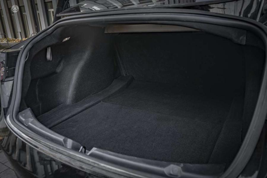 Black Tesla Model 3 2021 in Vilnius, with an engine capacity of 0.00 L and mileage of 40 thousand km for 28000 €, photo 29 on AUTOMOTO.COM.LV