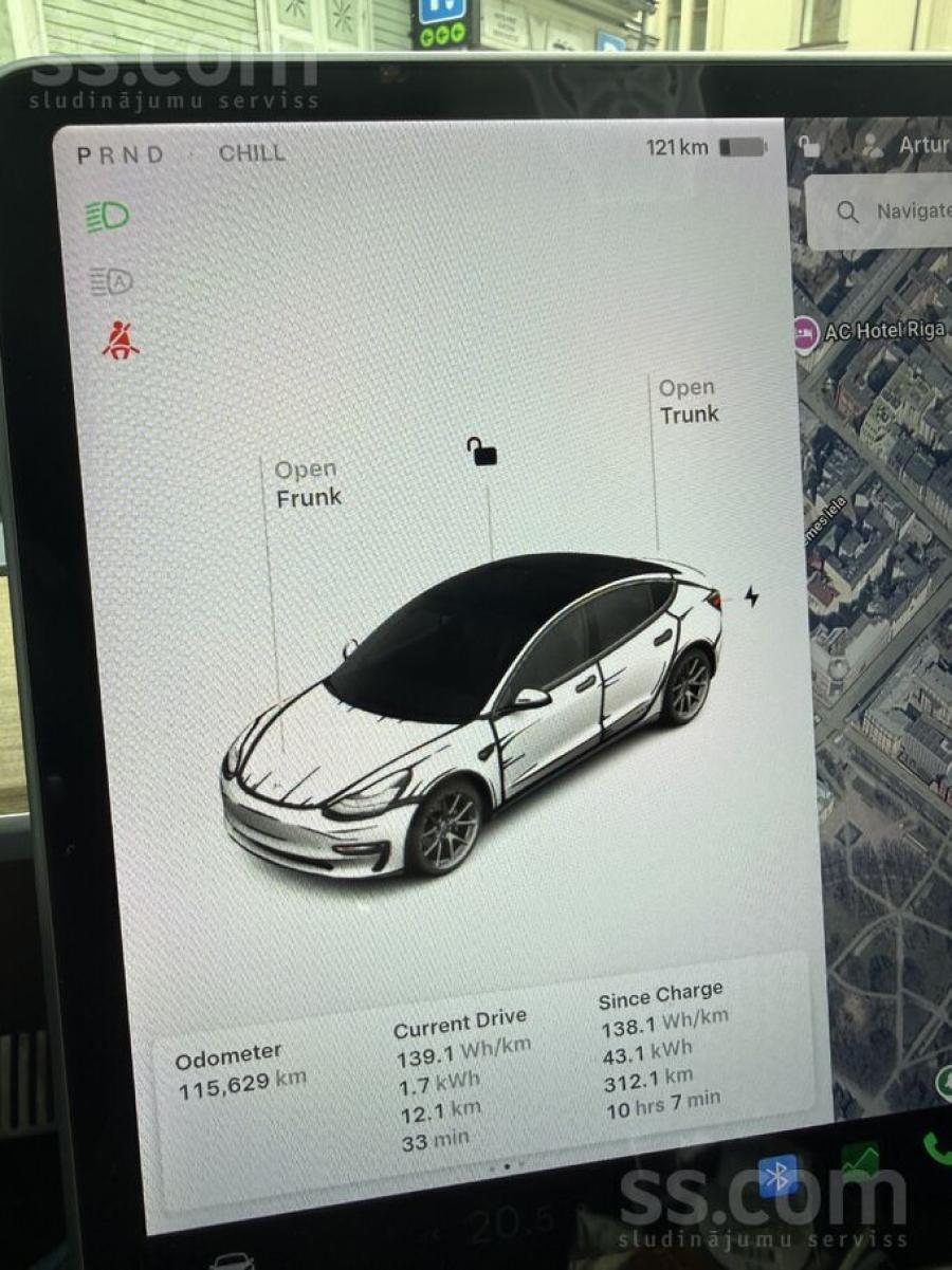 Black Tesla Model 3 2021 in Riga, with an engine capacity of 0.00 L and mileage of 119 thousand km for 24000 €, photo 12 on AUTOMOTO.COM.LV