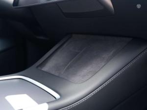 Melns Tesla Model 3 2021 Klaipėda, ar dzinēja tilpumu 0.00 L un nobraukumu 93 tūkst. km par 21200 €, foto 27 vietnē AUTOMOTO.COM.LV