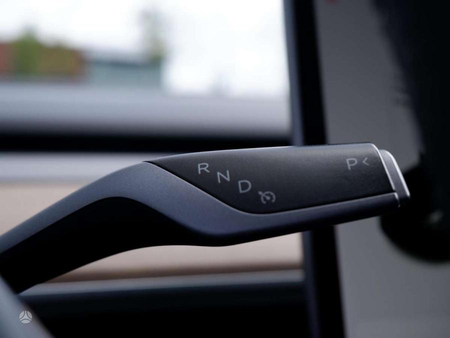 Melns Tesla Model 3 2021 Klaipėda, ar dzinēja tilpumu 0.00 L un nobraukumu 93 tūkst. km par 21200 €, foto 29 vietnē AUTOMOTO.COM.LV