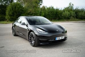 Black Tesla Model 3 2021 in Parnu, with an engine capacity of 0.00 L and mileage of 118 thousand km for 25990 €, photo 4 on AUTOMOTO.COM.LV