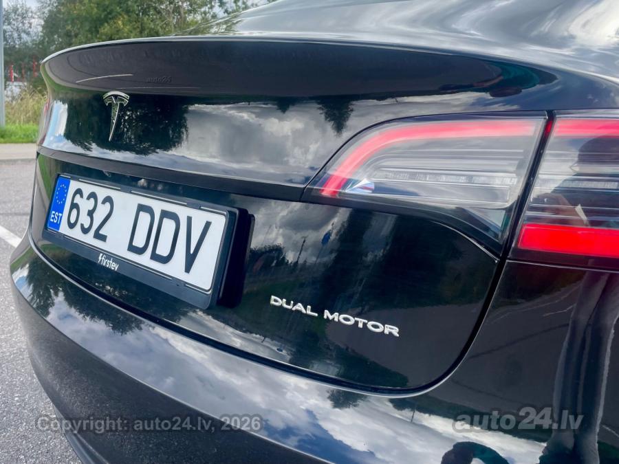 Черный Тесла Модель 3 2021 в Сауэ, объемом двигателя 0.00 л и пробегом 112 тыс. км за 28500 €, фото 7 на AUTOMOTO.COM.LV