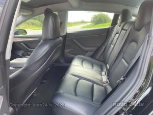 Черный Тесла Модель 3 2021 в Сауэ, объемом двигателя 0.00 л и пробегом 112 тыс. км за 28500 €, фото 14 на AUTOMOTO.COM.LV