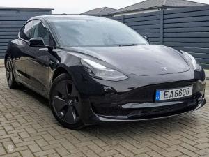 Black Tesla Model 3 2021 in Klaipeda, with an engine capacity of 0.00 L and mileage of 94 thousand km for 22950 €, photo 3 on AUTOMOTO.COM.LV