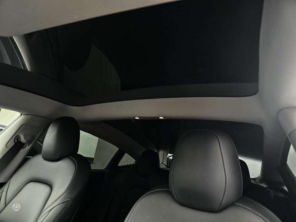 Тесла Модель 3 2021 в Клайпеда на AUTOMOTO.COM.LV Черный Тесла Модель 3 2021 в Клайпеда, объемом двигателя 0.00 л и пробегом 94 тыс. км за 22950 €, фото 8 на AUTOMOTO.COM.LV
