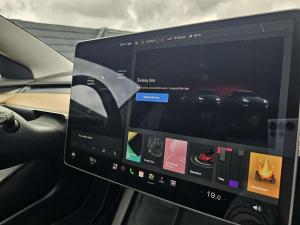 Black Tesla Model 3 2021 in Klaipeda, with an engine capacity of 0.00 L and mileage of 94 thousand km for 22950 €, photo 23 on AUTOMOTO.COM.LV