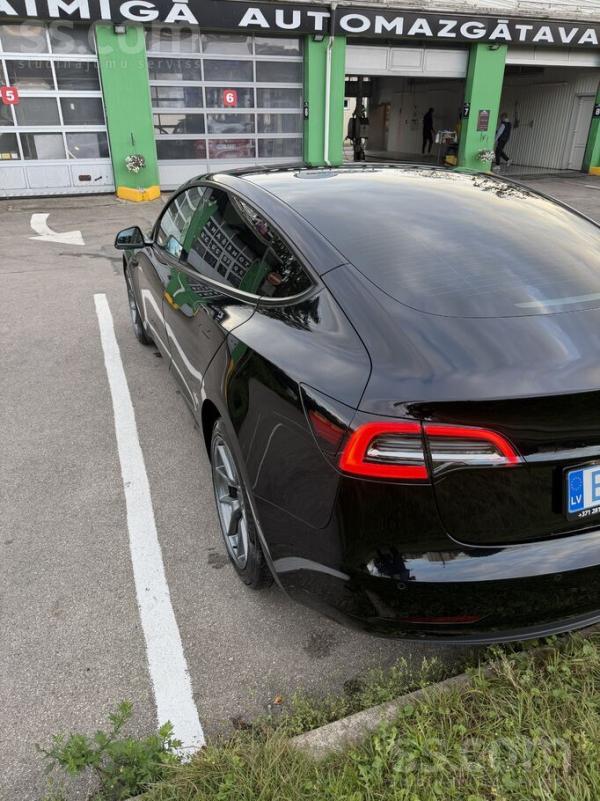 Melns Tesla Model 3 2021 Rīga, ar dzinēja tilpumu 0.00 L un nobraukumu 83 tūkst. km par 26800 €, foto 8 vietnē AUTOMOTO.COM.LV