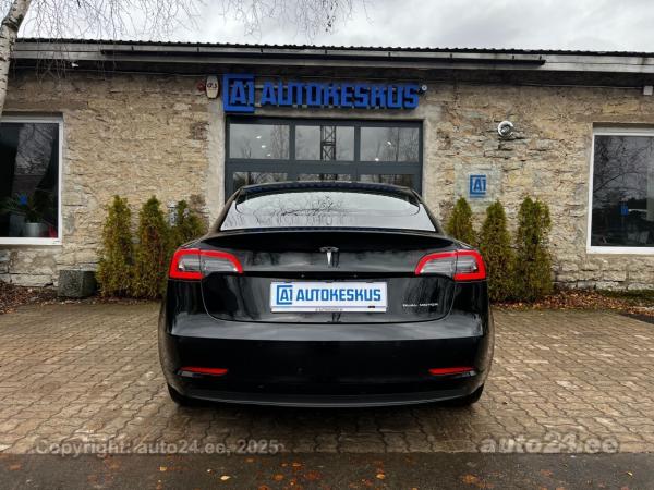 Melns Tesla Model 3 2022 Tallina, ar dzinēja tilpumu 0.00 L un nobraukumu 71 tūkst. km par 32990 €, foto 11 vietnē AUTOMOTO.COM.LV