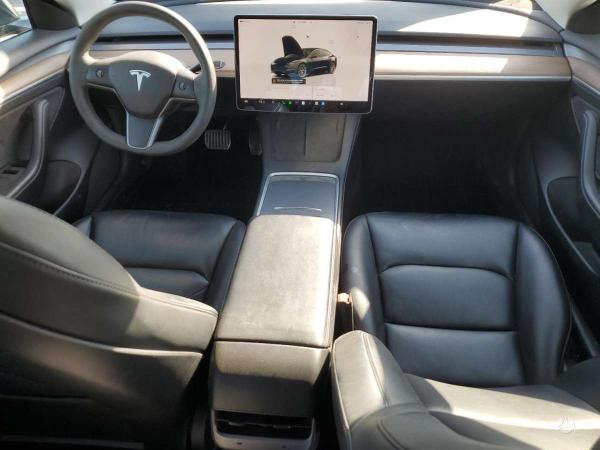 Black Tesla Model 3 2022 in Panevezys, with an engine capacity of 0.00 L and mileage of 37 thousand km for 15500 €, photo 8 on AUTOMOTO.COM.LV