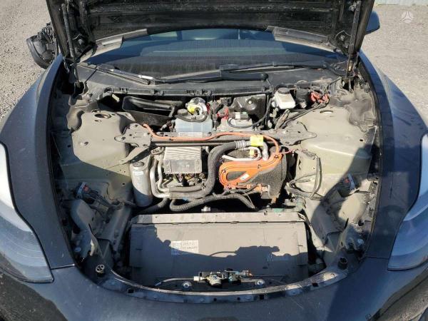 Melns Tesla Model 3 2022 Panevēža, ar dzinēja tilpumu 0.00 L un nobraukumu 37 tūkst. km par 15500 €, foto 11 vietnē AUTOMOTO.COM.LV