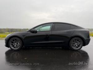 Melns Tesla Model 3 2022 Tallina, ar dzinēja tilpumu 0.00 L un nobraukumu 69 tūkst. km par 32000 €, foto 4 vietnē AUTOMOTO.COM.LV