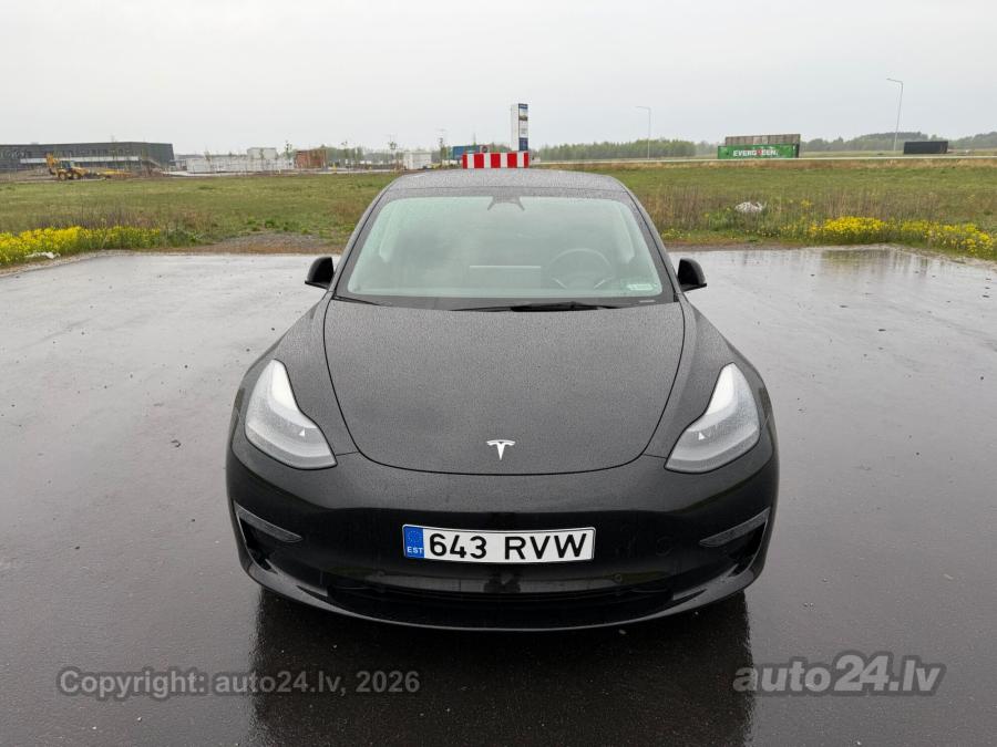Melns Tesla Model 3 2022 Tallina, ar dzinēja tilpumu 0.00 L un nobraukumu 69 tūkst. km par 32000 €, foto 6 vietnē AUTOMOTO.COM.LV
