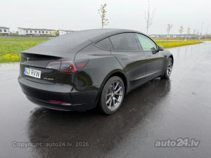 Melns Tesla Model 3 2022 Tallina, ar dzinēja tilpumu 0.00 L un nobraukumu 69 tūkst. km par 32000 €, foto 9 vietnē AUTOMOTO.COM.LV