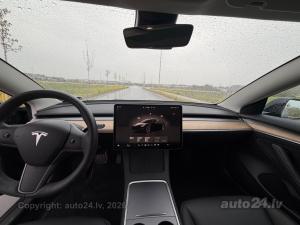 Melns Tesla Model 3 2022 Tallina, ar dzinēja tilpumu 0.00 L un nobraukumu 69 tūkst. km par 32000 €, foto 14 vietnē AUTOMOTO.COM.LV