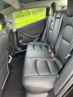Black Tesla Model 3 2022 in Tallinn, with an engine capacity of 0.00 L and mileage of 144 thousand km for 30990 €, photo 25 on AUTOMOTO.COM.LV