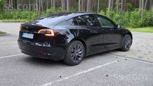 Melns Tesla Model 3 2022 Jūrmala, ar dzinēja tilpumu 0.00 L un nobraukumu 50 tūkst. km par 27500 €, foto 7 vietnē AUTOMOTO.COM.LV