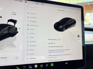Black Tesla Model 3 2022 in Vilnius, with an engine capacity of 0.00 L and mileage of 199 thousand km for 22499 €, photo 16 on AUTOMOTO.COM.LV