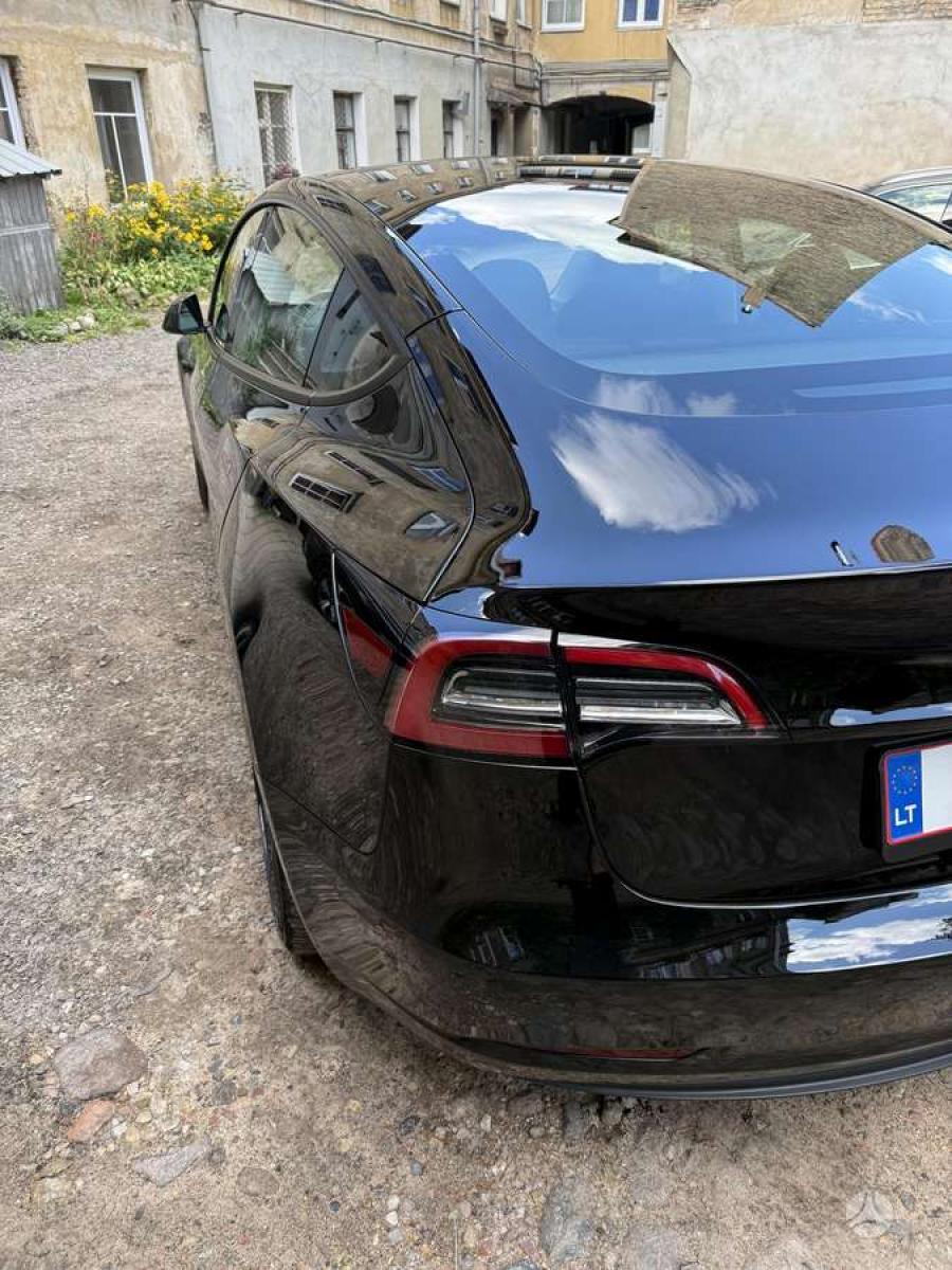 Melns Tesla Model 3 2022 Viļņa, ar dzinēja tilpumu 0.00 L un nobraukumu 64 tūkst. km par 23900 €, foto 7 vietnē AUTOMOTO.COM.LV