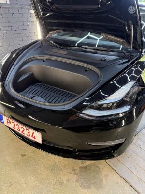 Melns Tesla Model 3 2022 Viļņa, ar dzinēja tilpumu 0.00 L un nobraukumu 64 tūkst. km par 23900 €, foto 14 vietnē AUTOMOTO.COM.LV