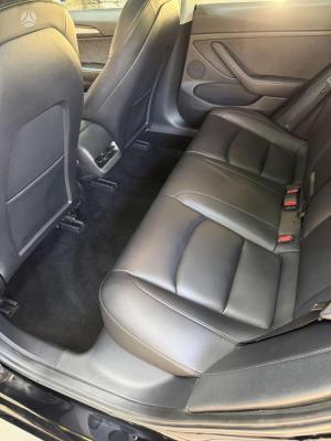 Melns Tesla Model 3 2022 Viļņa, ar dzinēja tilpumu 0.00 L un nobraukumu 64 tūkst. km par 23900 €, foto 21 vietnē AUTOMOTO.COM.LV