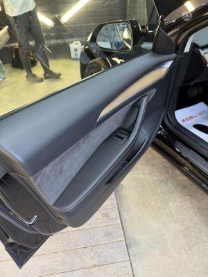 Melns Tesla Model 3 2022 Viļņa, ar dzinēja tilpumu 0.00 L un nobraukumu 64 tūkst. km par 23900 €, foto 27 vietnē AUTOMOTO.COM.LV
