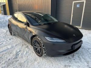 Melns Tesla Model 3 2023 Alīta, ar dzinēja tilpumu 0.00 L un nobraukumu 124 tūkst. km par 17300 €, foto 13 vietnē AUTOMOTO.COM.LV