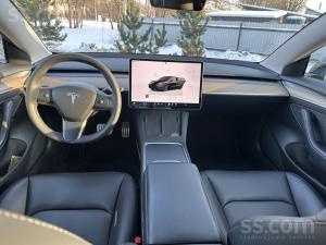 Black Tesla Model 3 2023 in Riga, with an engine capacity of 0.00 L and mileage of 58 thousand km for 35000 €, photo 5 on AUTOMOTO.COM.LV