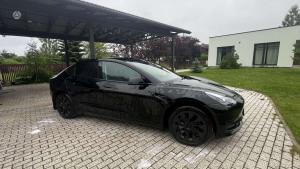 Черный Тесла Модель 3 2023 в Вильнюс, объемом двигателя 0.00 л и пробегом 50 тыс. км за 23000 €, фото 4 на AUTOMOTO.COM.LV