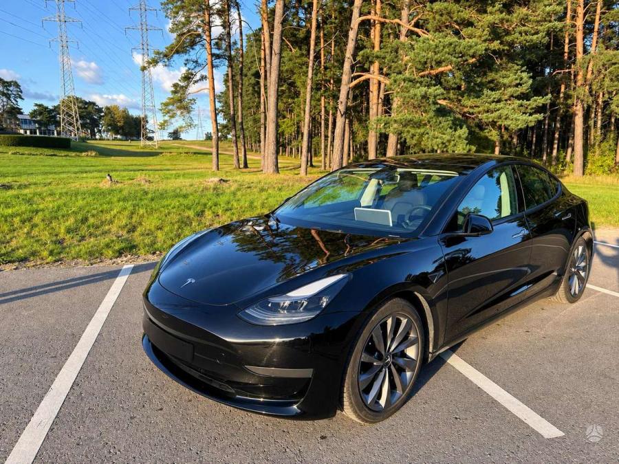 Melns Tesla Model 3 2023 Kauņa, ar dzinēja tilpumu 0.00 L un nobraukumu 24 tūkst. km par 26000 €, foto 4 vietnē AUTOMOTO.COM.LV