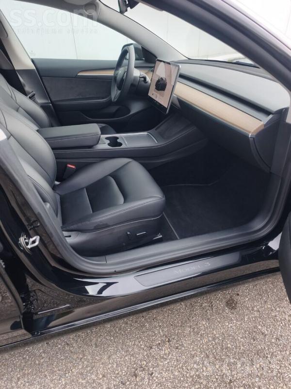 Melns Tesla Model 3 2023 Rīga, ar dzinēja tilpumu 0.00 L un nobraukumu 40 tūkst. km par 28750 €, foto 6 vietnē AUTOMOTO.COM.LV
