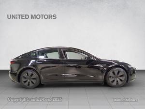 Black Tesla Model 3 2024 in Tallinn, with an engine capacity of 0.00 L and mileage of 31 thousand km for 44990 €, photo 11 on AUTOMOTO.COM.LV