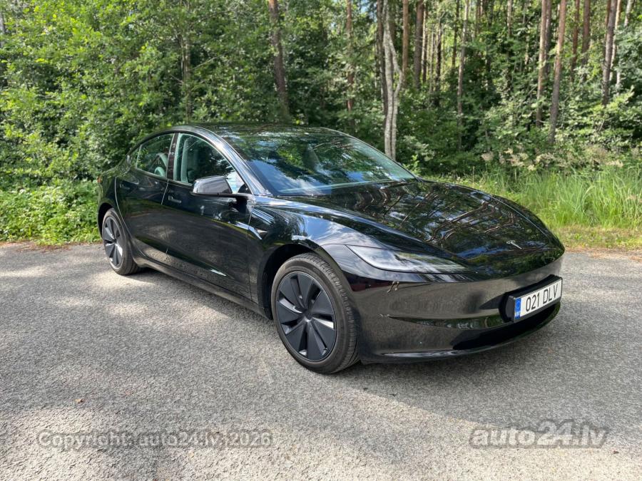Black Tesla Model 3 2024 in Tallinn, with an engine capacity of 0.00 L and mileage of 70 thousand km for 36400 €, photo 3 on AUTOMOTO.COM.LV