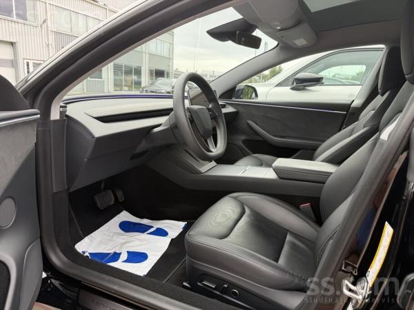 Melns Tesla Model 3 2024 Rīga, ar dzinēja tilpumu 0.00 L un nobraukumu 21 tūkst. km par 41500 €, foto 9 vietnē AUTOMOTO.COM.LV