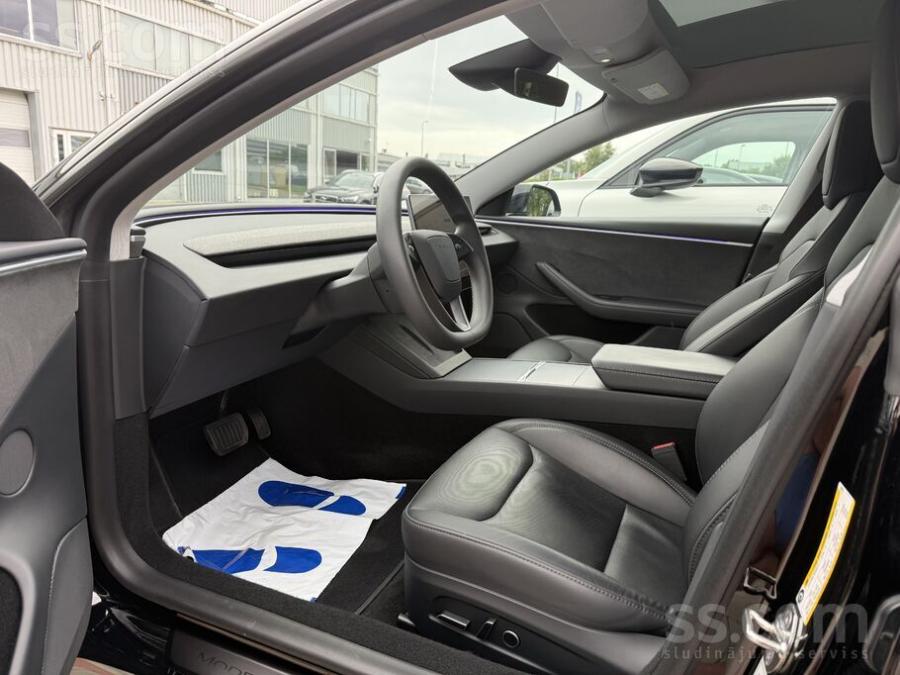 Melns Tesla Model 3 2024 Rīga, ar dzinēja tilpumu 0.00 L un nobraukumu 21 tūkst. km par 41500 €, foto 10 vietnē AUTOMOTO.COM.LV