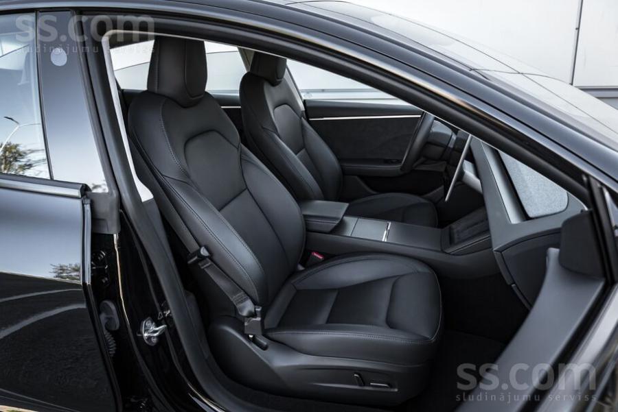 Melns Tesla Model 3 2024 Rīga, ar dzinēja tilpumu 0.00 L un nobraukumu 41 tūkst. km par 42500 €, foto 17 vietnē AUTOMOTO.COM.LV