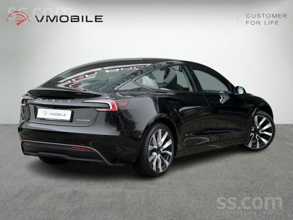 Melns Tesla Model 3 2025 Rīga, ar dzinēja tilpumu 0.00 L un nobraukumu 10 tūkst. km par 61550 €, foto 2 vietnē AUTOMOTO.COM.LV