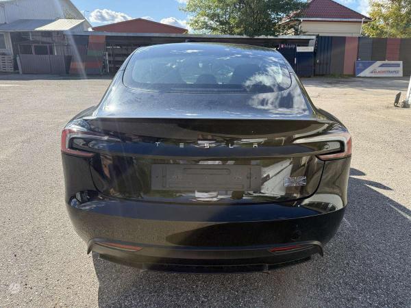 Melns Tesla Model 3 2025 Kauņa, ar dzinēja tilpumu 0.00 L un nobraukumu 23 tūkst. km par 28990 €, foto 6 vietnē AUTOMOTO.COM.LV