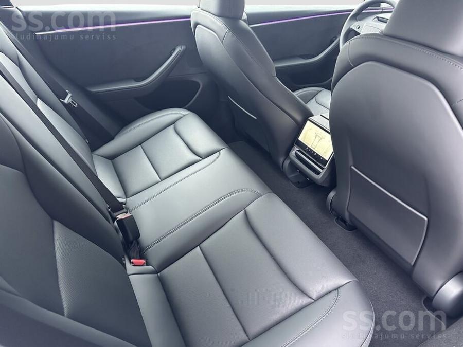 Черный Тесла Модель 3 2026 в Рига, объемом двигателя 0.00 л и пробегом 10 тыс. км за 60890 €, фото 16 на AUTOMOTO.COM.LV