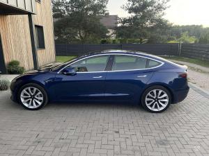 Zils Tesla Model 3 2019 Viļņa, ar dzinēja tilpumu 0.00 L un nobraukumu 138 tūkst. km par 21000 €, foto 10 vietnē AUTOMOTO.COM.LV