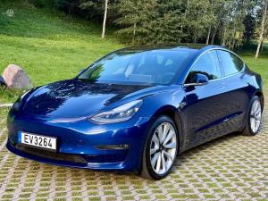 Zils Tesla Model 3 2019 Viļņa, ar dzinēja tilpumu 0.00 L un nobraukumu 124 tūkst. km par 22400 €, foto 1 vietnē AUTOMOTO.COM.LV