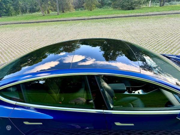 Тесла Модель 3 2019 в Вильнюс на AUTOMOTO.COM.LV Синий Тесла Модель 3 2019 в Вильнюс, объемом двигателя 0.00 л и пробегом 124 тыс. км за 22400 €, фото 8 на AUTOMOTO.COM.LV