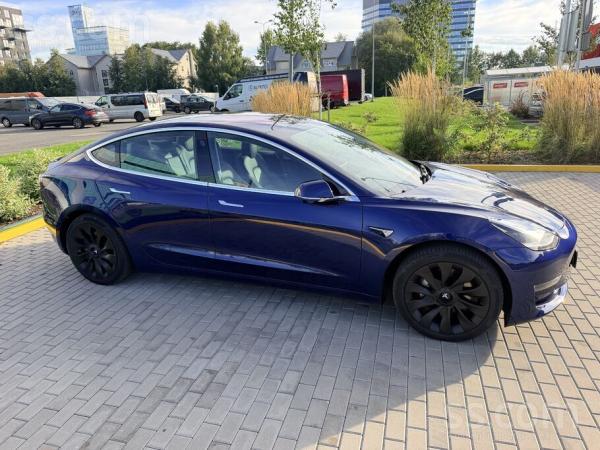 Zils Tesla Model 3 2019 Rīga, ar dzinēja tilpumu 0.00 L un nobraukumu 84 tūkst. km par 22900 €, foto 3 vietnē AUTOMOTO.COM.LV