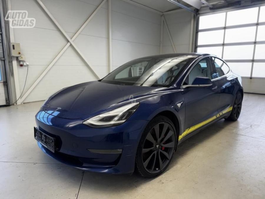 Zils Tesla Model 3 2020 Radviliškis, ar dzinēja tilpumu 0.00 L un nobraukumu 101 tūkst. km par 14950 €, foto 1 vietnē AUTOMOTO.COM.LV