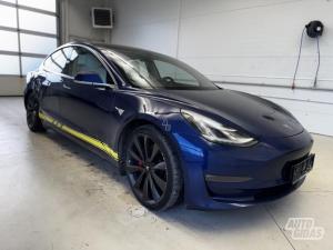 Zils Tesla Model 3 2020 Radviliškis, ar dzinēja tilpumu 0.00 L un nobraukumu 101 tūkst. km par 14950 €, foto 3 vietnē AUTOMOTO.COM.LV