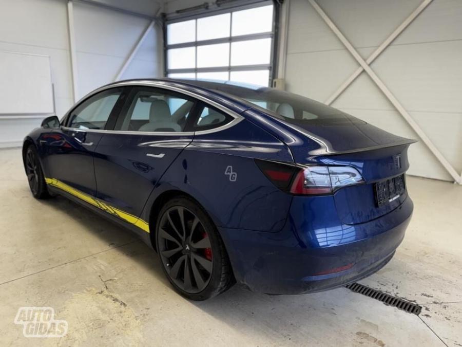 Zils Tesla Model 3 2020 Radviliškis, ar dzinēja tilpumu 0.00 L un nobraukumu 101 tūkst. km par 14950 €, foto 7 vietnē AUTOMOTO.COM.LV