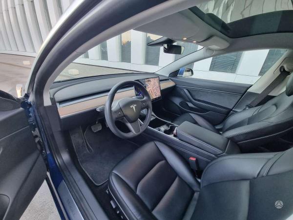 Zils Tesla Model 3 2020 Viļņa, ar dzinēja tilpumu 0.00 L un nobraukumu 190 tūkst. km par 18700 €, foto 10 vietnē AUTOMOTO.COM.LV