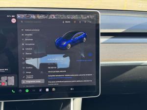 Blue Tesla Model 3 2020 in Vilnius, with an engine capacity of 0.00 L and mileage of 191 thousand km for 18500 €, photo 18 on AUTOMOTO.COM.LV