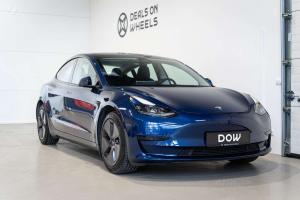 Zils Tesla Model 3 2021 Viļņa, ar dzinēja tilpumu 0.00 L un nobraukumu 63 tūkst. km par 22500 €, foto  vietnē AUTOMOTO.COM.LV