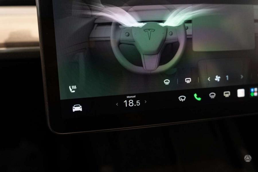 Blue Tesla Model 3 2021 in Vilnius, with an engine capacity of 0.00 L and mileage of 63 thousand km for 22500 €, photo 20 on AUTOMOTO.COM.LV
