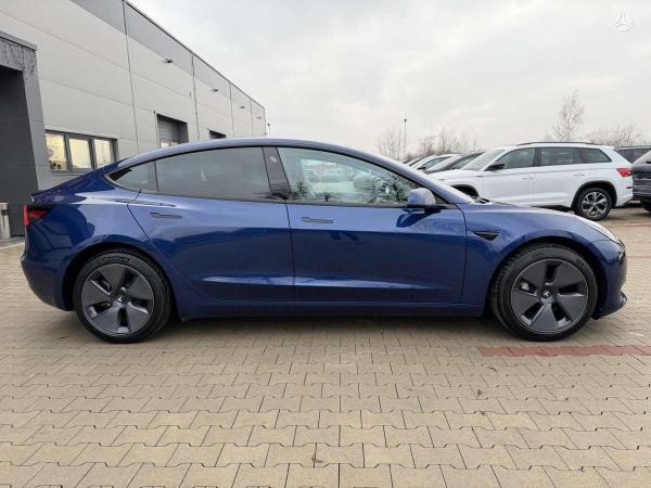 Zils Tesla Model 3 2022 Šauļi, ar dzinēja tilpumu 0.00 L un nobraukumu 63 tūkst. km par 25990 €, foto 3 vietnē AUTOMOTO.COM.LV